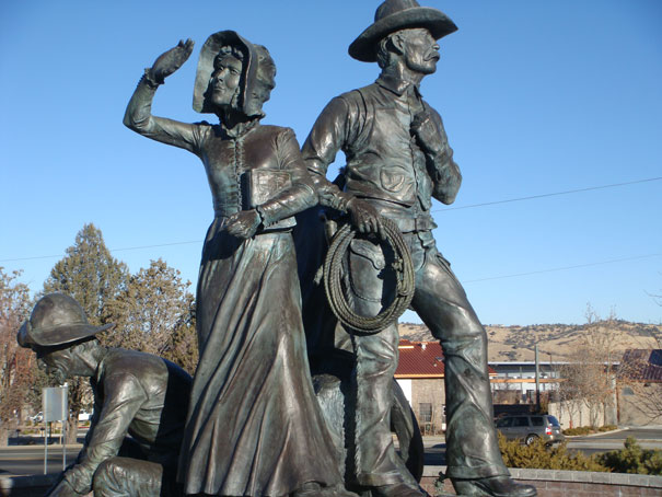Veteran's Memorial Island - City of Prescott AZ